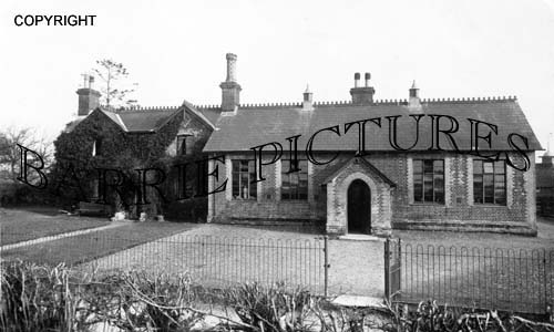 Winterslow, The School c1910 • V&E Prints