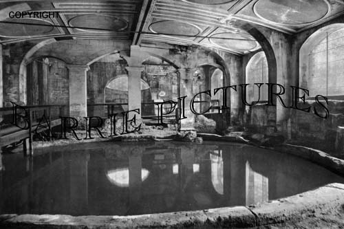 Bath, Circular Bath 1900 • V&E Prints